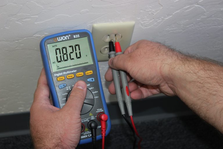 Testing an Electrical Outlet Using a Digital Multimeter | Simply ...